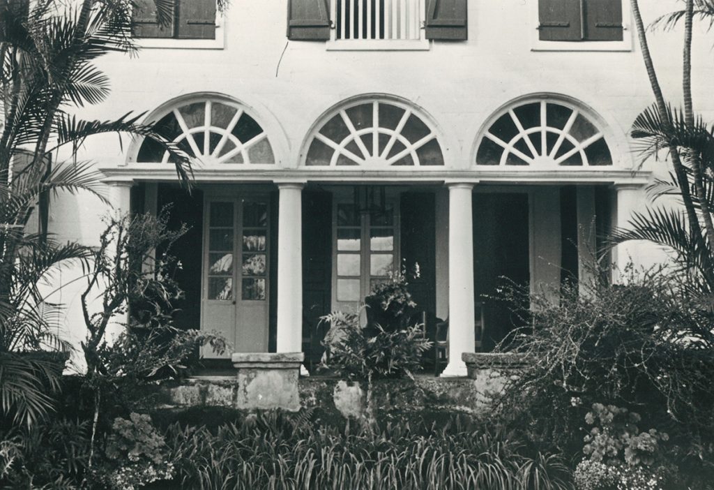 Maison Rouge in Saint-Louis: from Desforges-Boucher to the Bénard ...